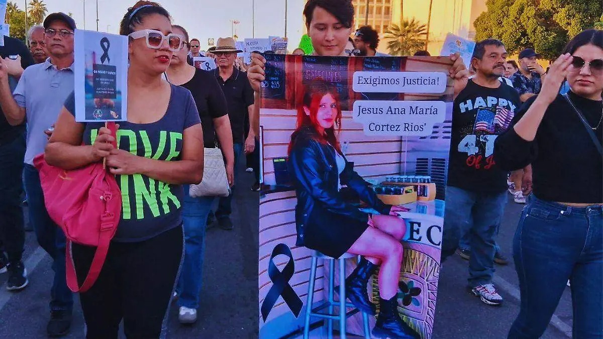 Marchan exigiendo justicia para víctimas de tienda Waldo’s en ...